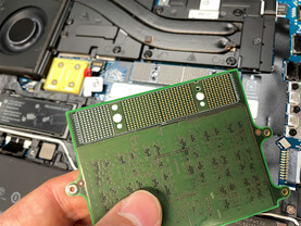 CAMM2: Neuer RAM-Standard ist nicht verlötet und dennoch flach ...