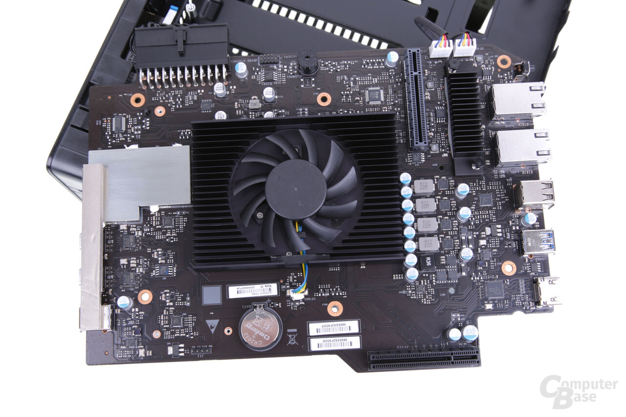 Ugreen DXP6800 Pro NAS mit 10 GbE im Test - ComputerBase