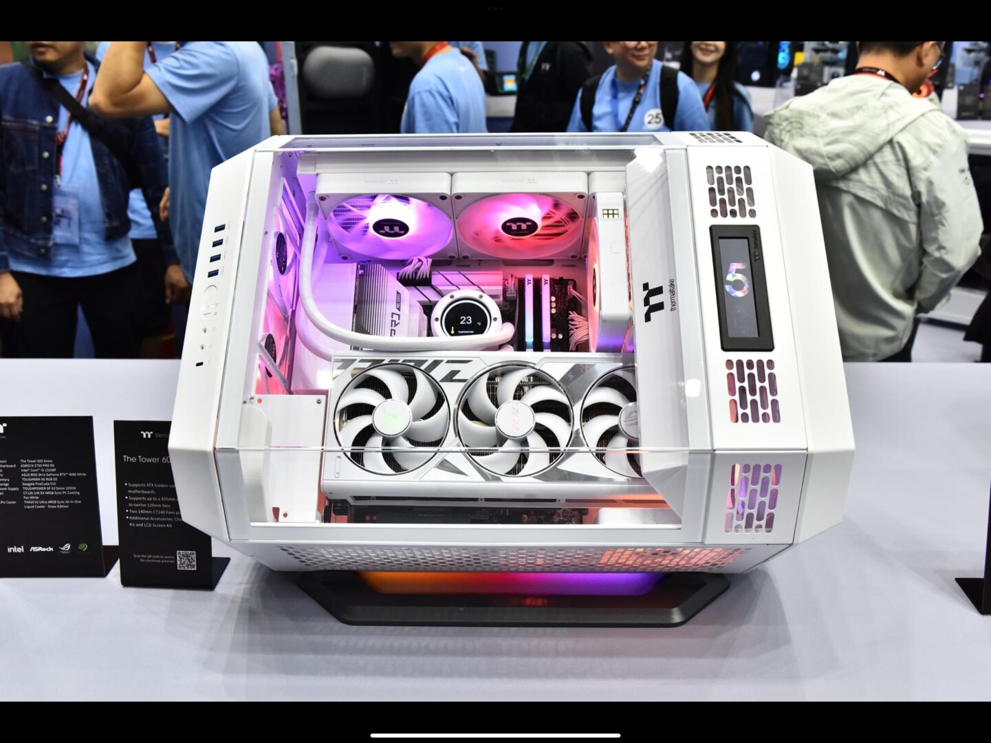 Octagongehäuse: Thermaltake zeigt The Tower 600 und mehr zur Computex ...