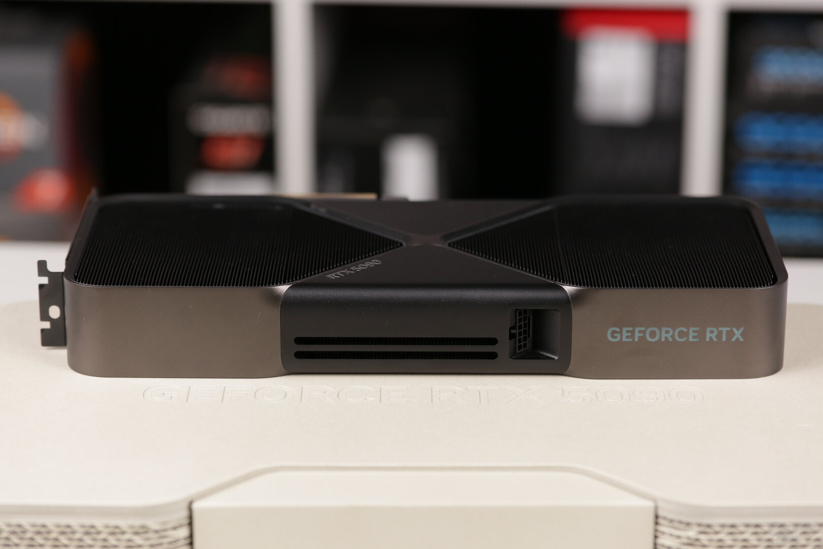 GeForce RTX 5000: Das richtige Netzteil für 5090 & 5080 (mit 12V-2x6 ...