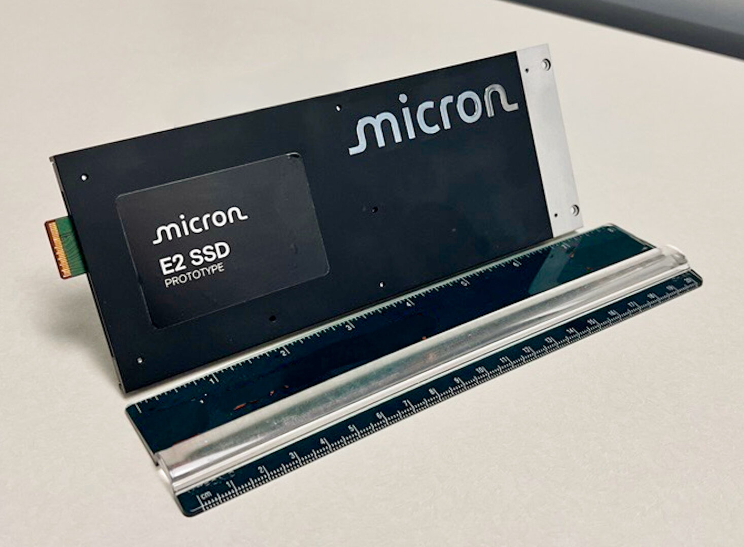 E2-Formfaktor: Vorbereitungen für die Petabyte-SSD mit PCIe 6.0 ...