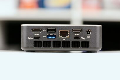 Sapphire Edge AI Mini-PC im Test - ComputerBase