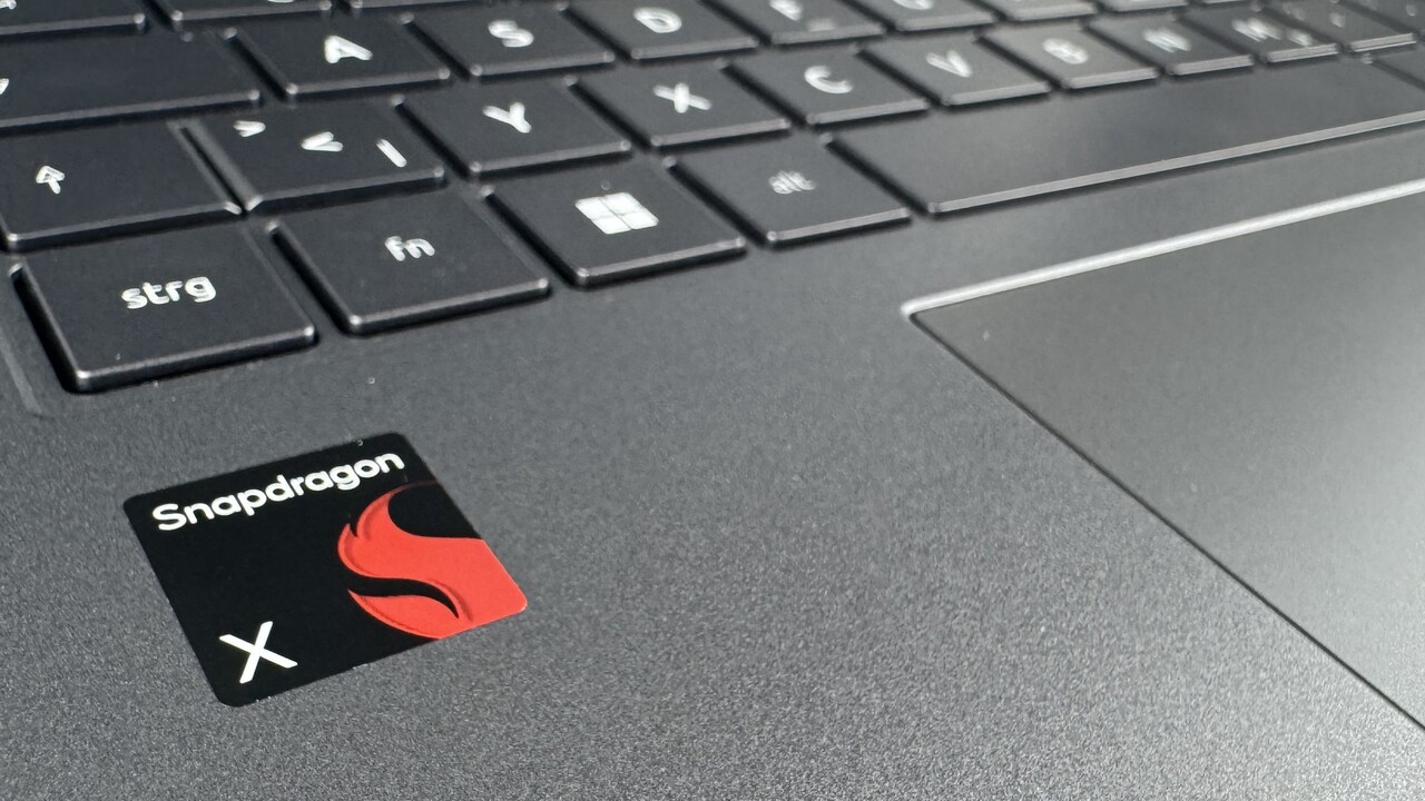 Teste ein Acer Aspire 16 AI mit Snapdragon X [Anzeige] - ComputerBase